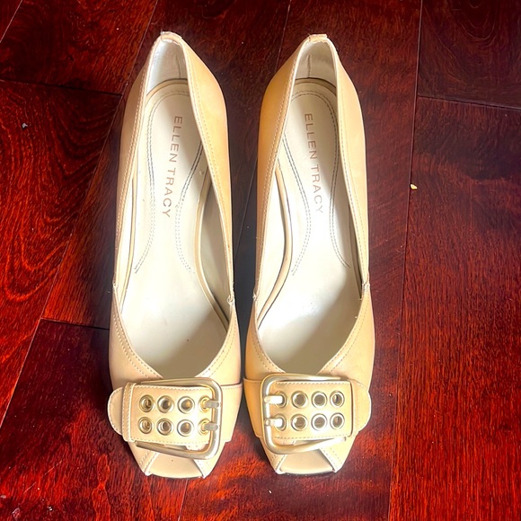 Ellen Tracy | Shoes | Ellen Tracy Leather High Heels Pumps | Poshmark
